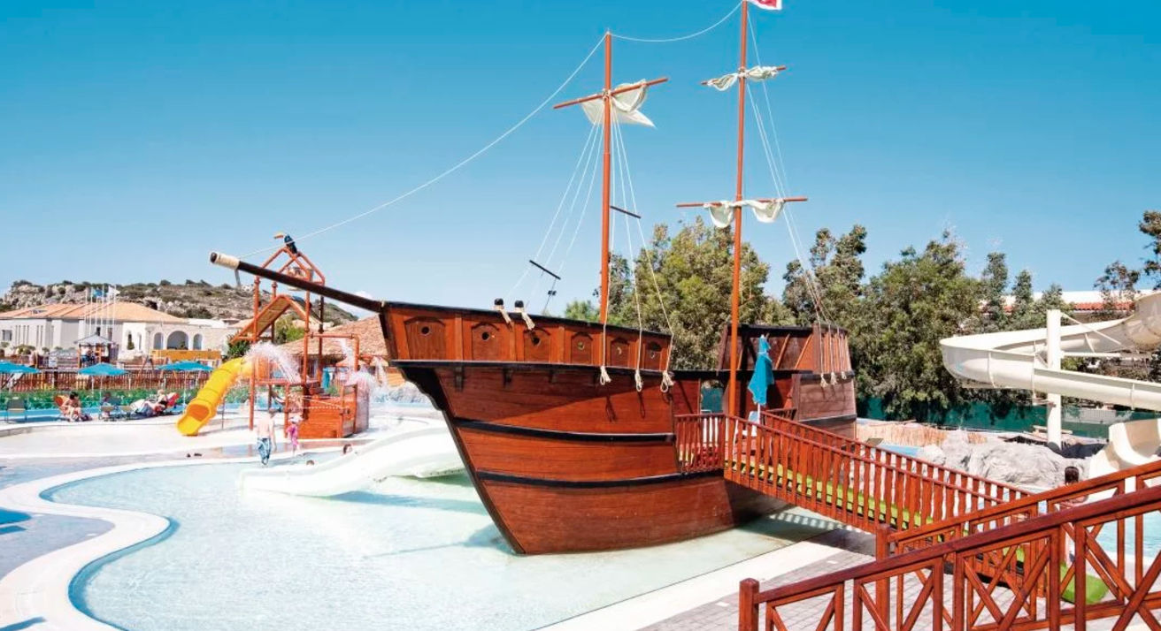 The 12 Best First Choice Holiday Villages (Find Out Which One Is For You)