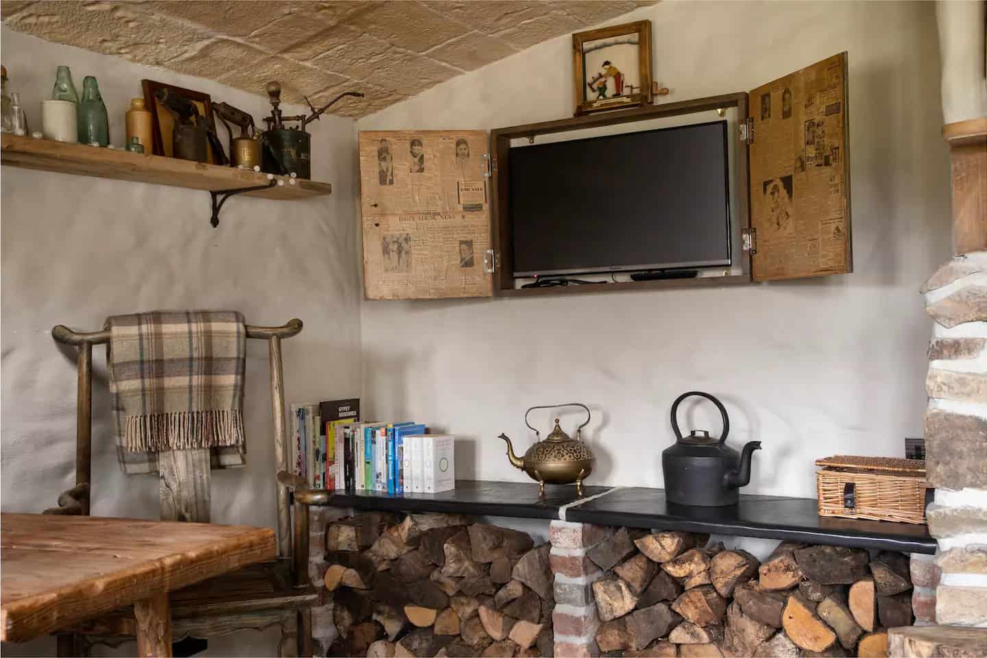 Tinker - Underground Hideaway and Wagon (Romantic Retreat) Updated 2022