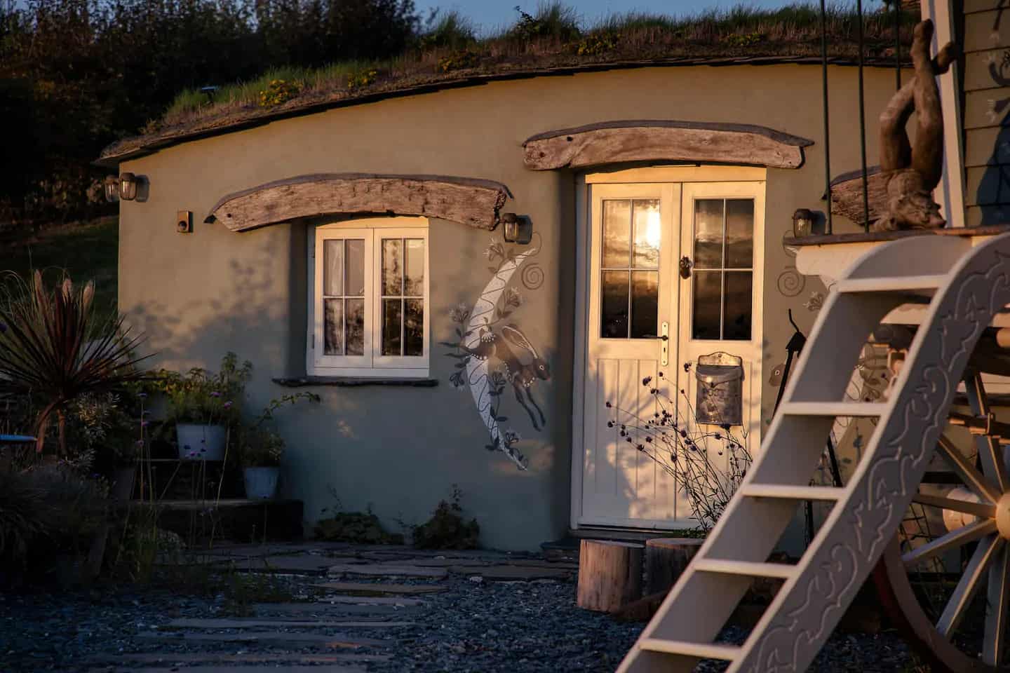 Tinker - Underground Hideaway and Wagon (Romantic Retreat) Updated 2022