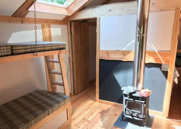 34 Treehouse Holidays UK (2021 / 2022) Compare Reviews